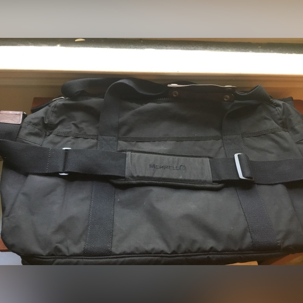 Merrell Messenger Bag. Black Canvas With Padded Lapto… - Gem